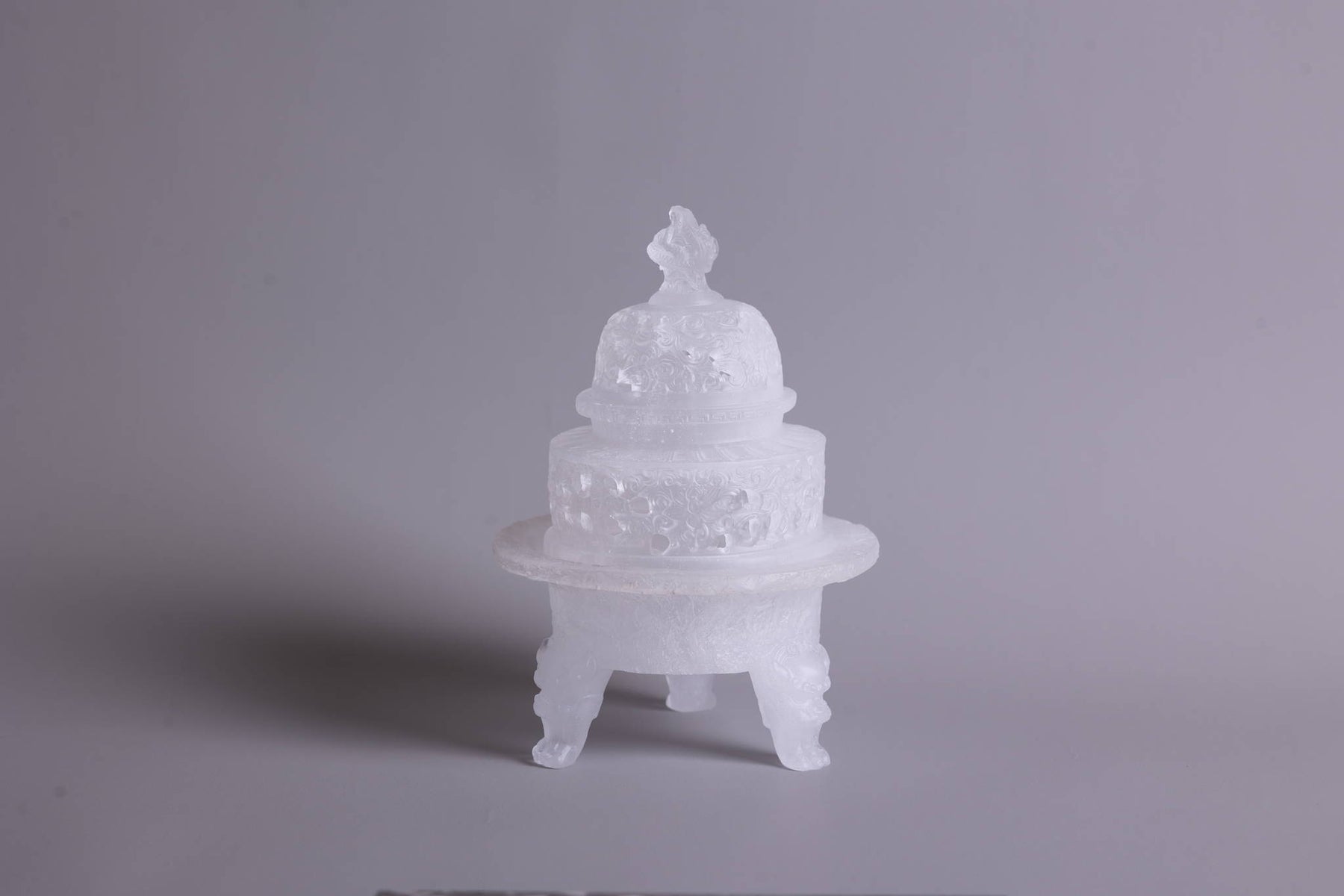 Liuli - The Story of China's Crystal Glass Art - Kin Objects